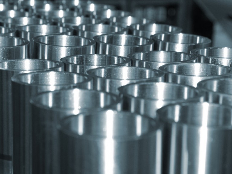 Tubo DIN 2440: Entenda o que é e suas funcionalidades! - Tubos